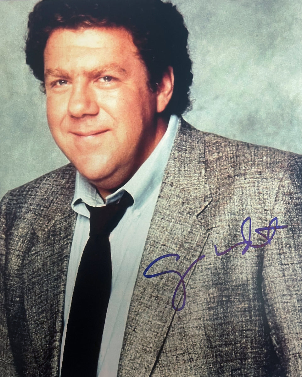 George Wendt signed Cheers 8x10 – DOTD Dist.