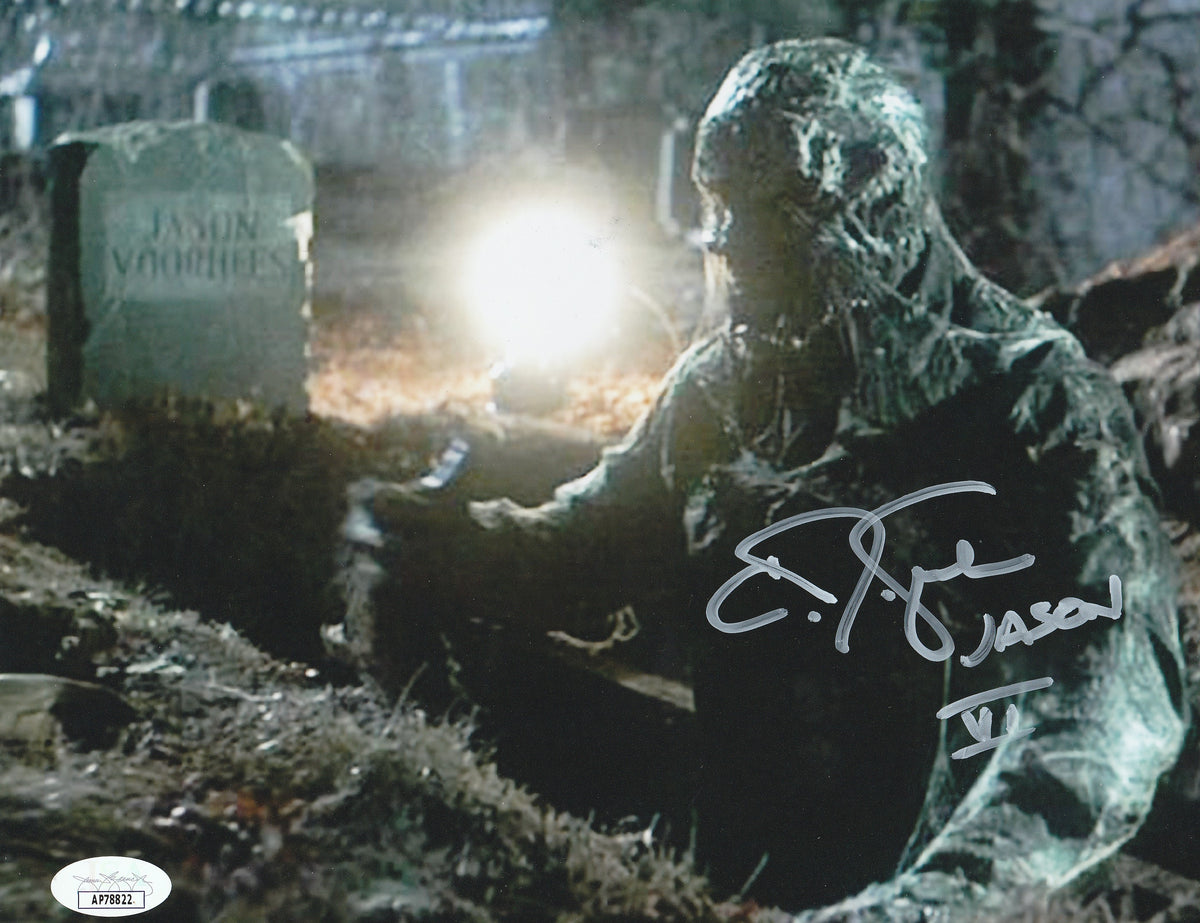 Friday The 13th CJ Graham signed Jason Voorhees 8x10 JSA – DOTD Dist.